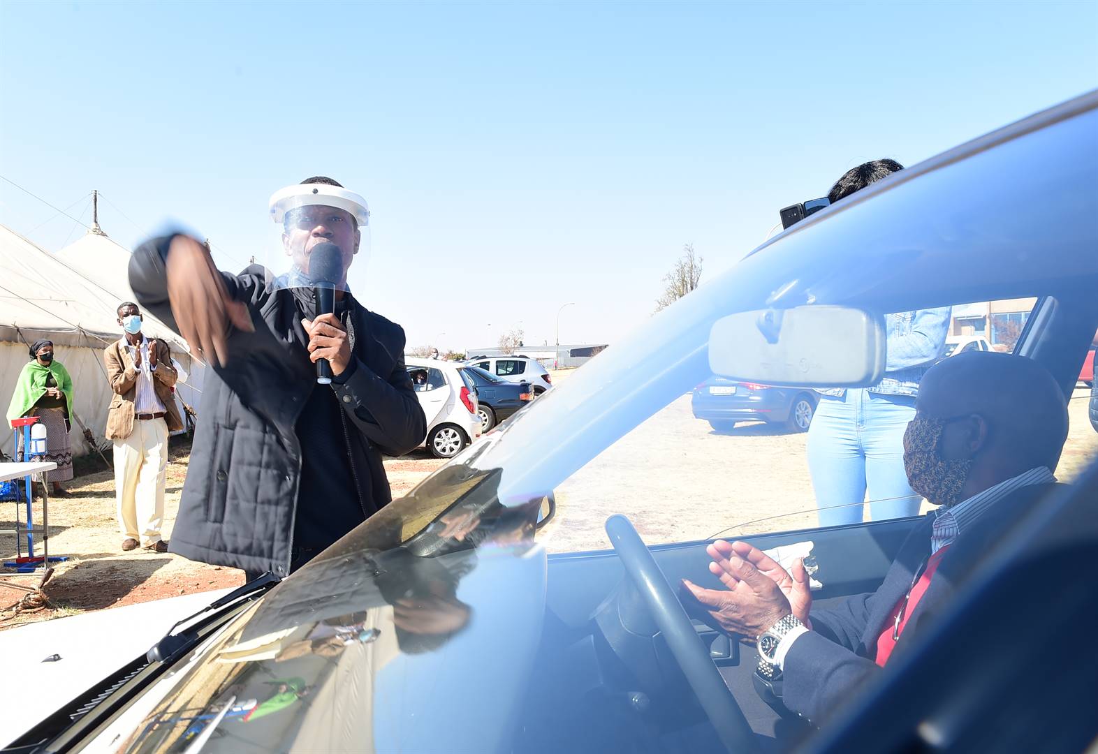PICS: PARK AND PRAY CHURCH SERVICE! | Daily Sun