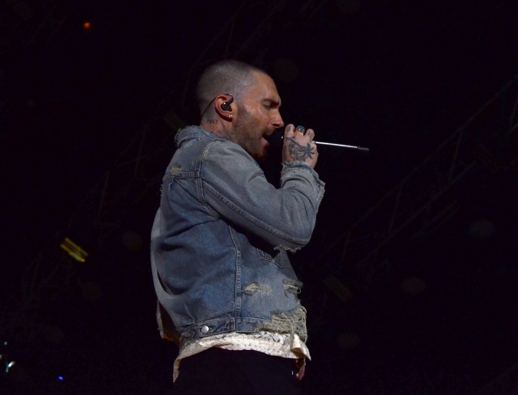PHOTOS | Nothing but the hits: Maroon 5 wows crowd at first SA show ...