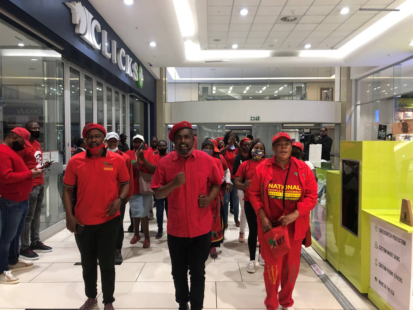KYK: Ons sal ín Clicks begin betoog, dreig Shivambu | Netwerk24
