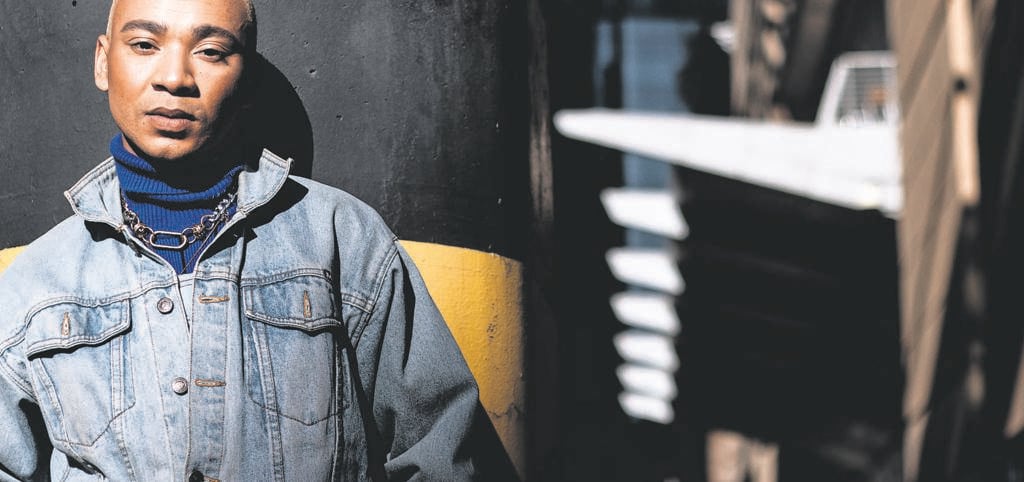 SeanJ wil mense gelukkig maak met nuwe song | Son
