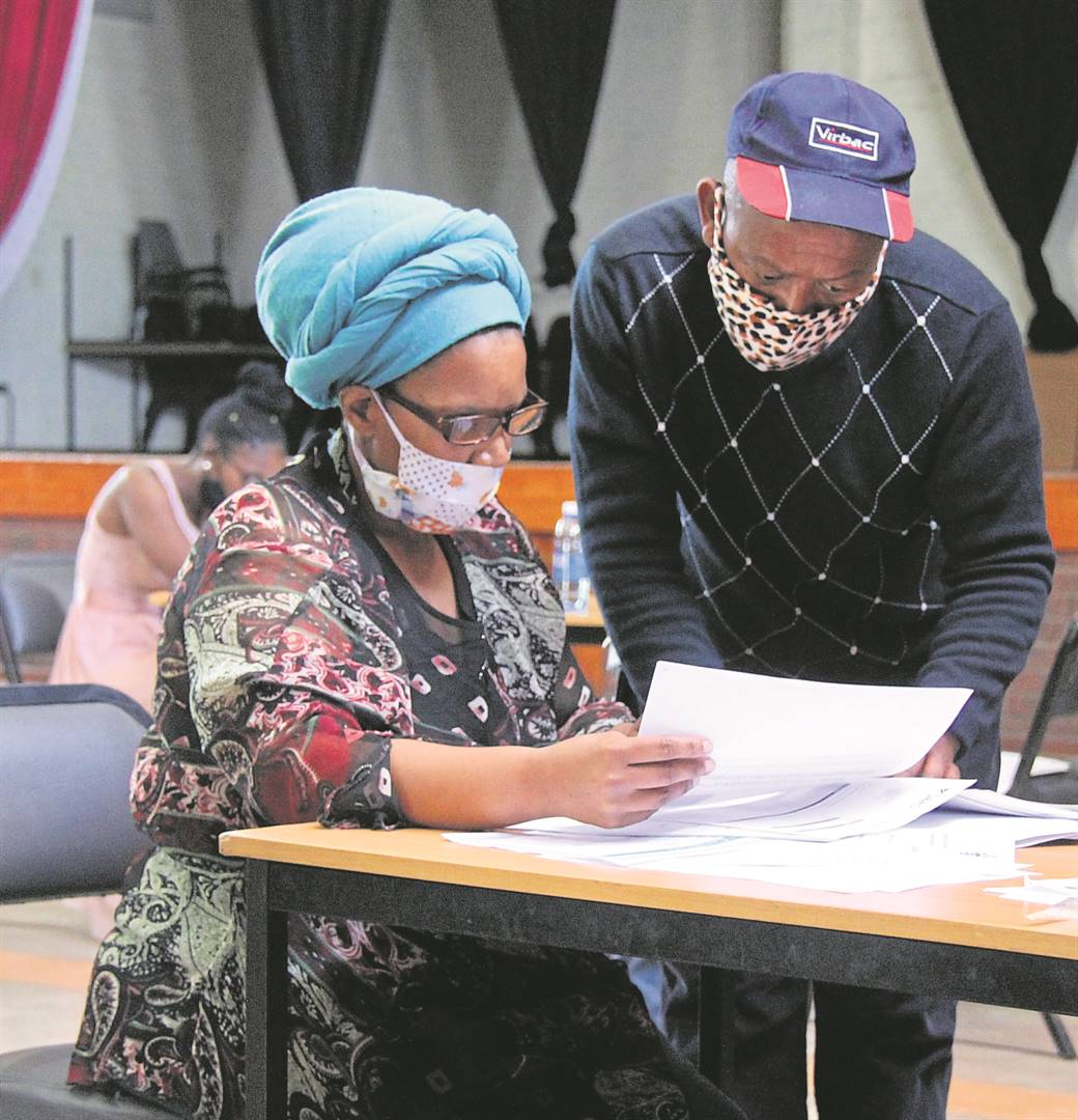 BergMun, inwoners werk só saam | Netwerk24