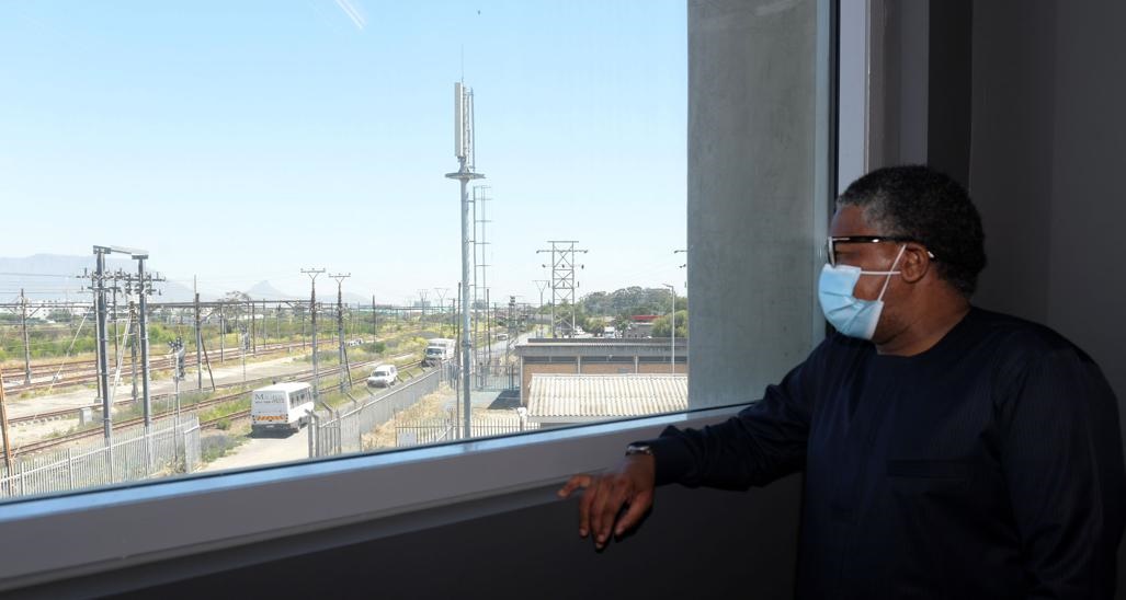 Prasa terug op die spoor | Son