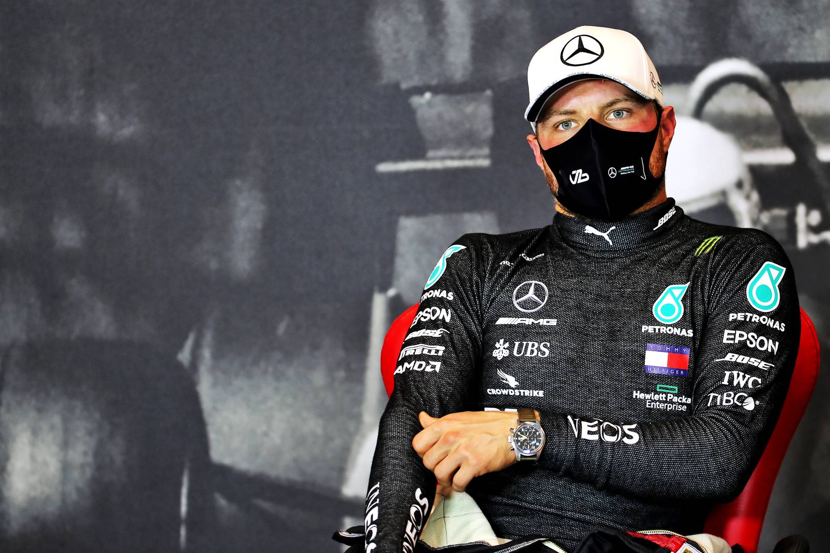 Bottas kry sy neus net voor Hamilton | Netwerk24