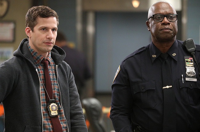 Aanhangers van Jake Peralta (foto) en die ander speurders by New York ...