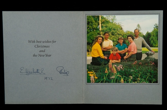 SEE THE PICS: 36 years of the queen’s royal Christmas cards show an ...
