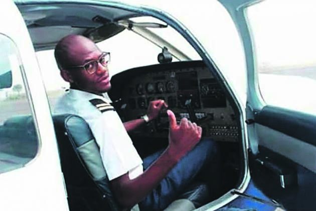 PILOT DREAMS HIGH IN THE SKY! | Daily Sun
