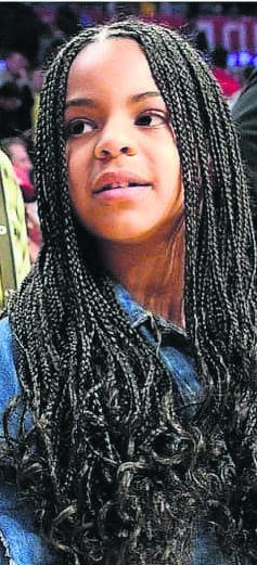 Blue Ivy kry dalk beeldjie | Son