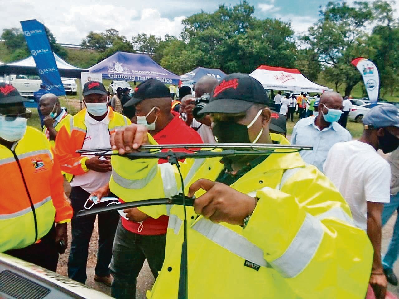 ‘TAXIMEN WHO ROB PEOPLE WILL PAY’ | Daily Sun