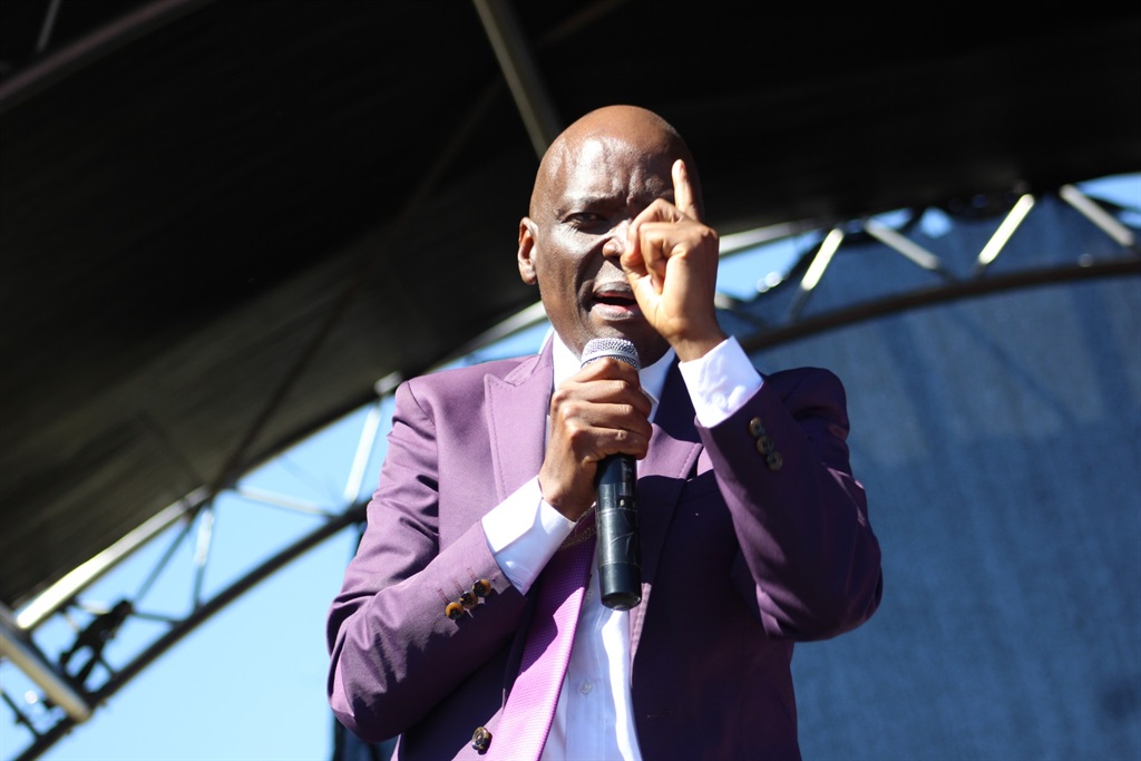 WATCH: Hlaudi shows young councillor bosso ke mang! | Daily Sun