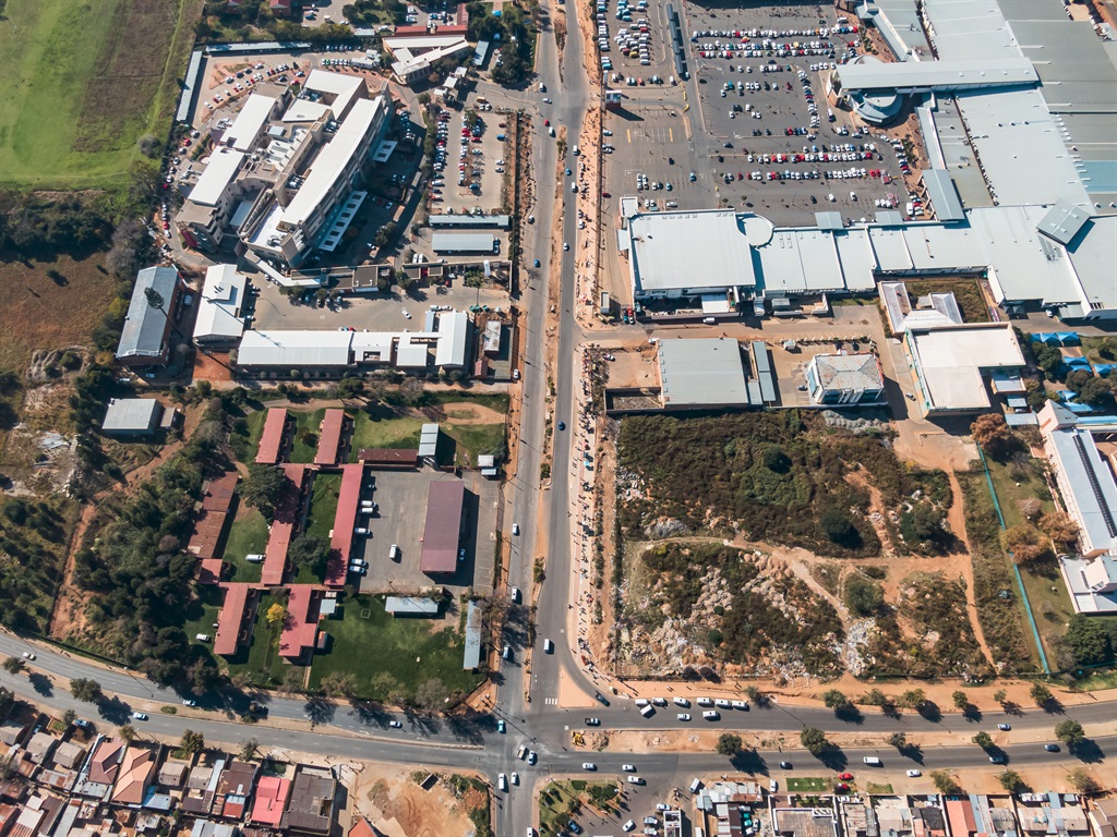 New look, new horizons for Soweto's bustling transit route | News24