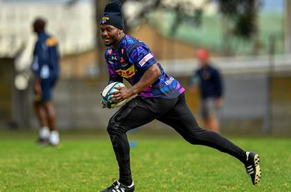 PICTURES | Seabelo Senatla back in training after career-threatening ...