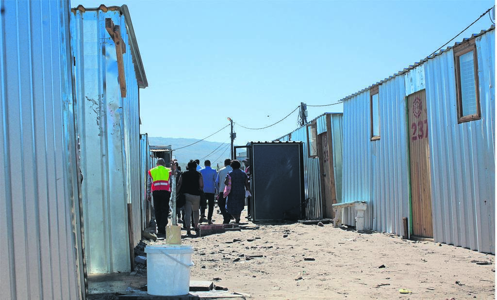Video course shows how to build better informal dwellings | News24
