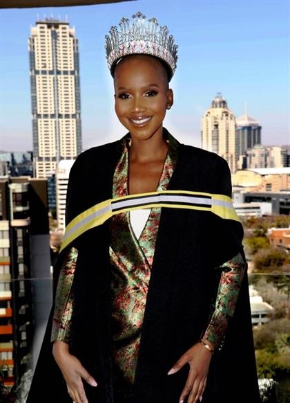 PHOTOS | Miss South Africa Shudufhadzo Musida graduates | News24