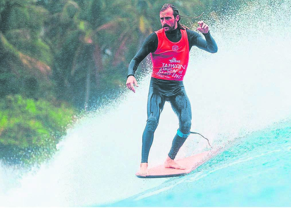Jeffreys Bay to host 2021 SA Longboard Champs | Netwerk24
