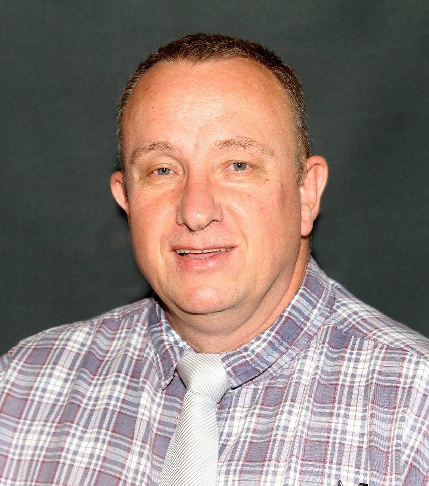 David Aldred (60), wat ’n "briljante wiskunde-onderwyser" was, is ...