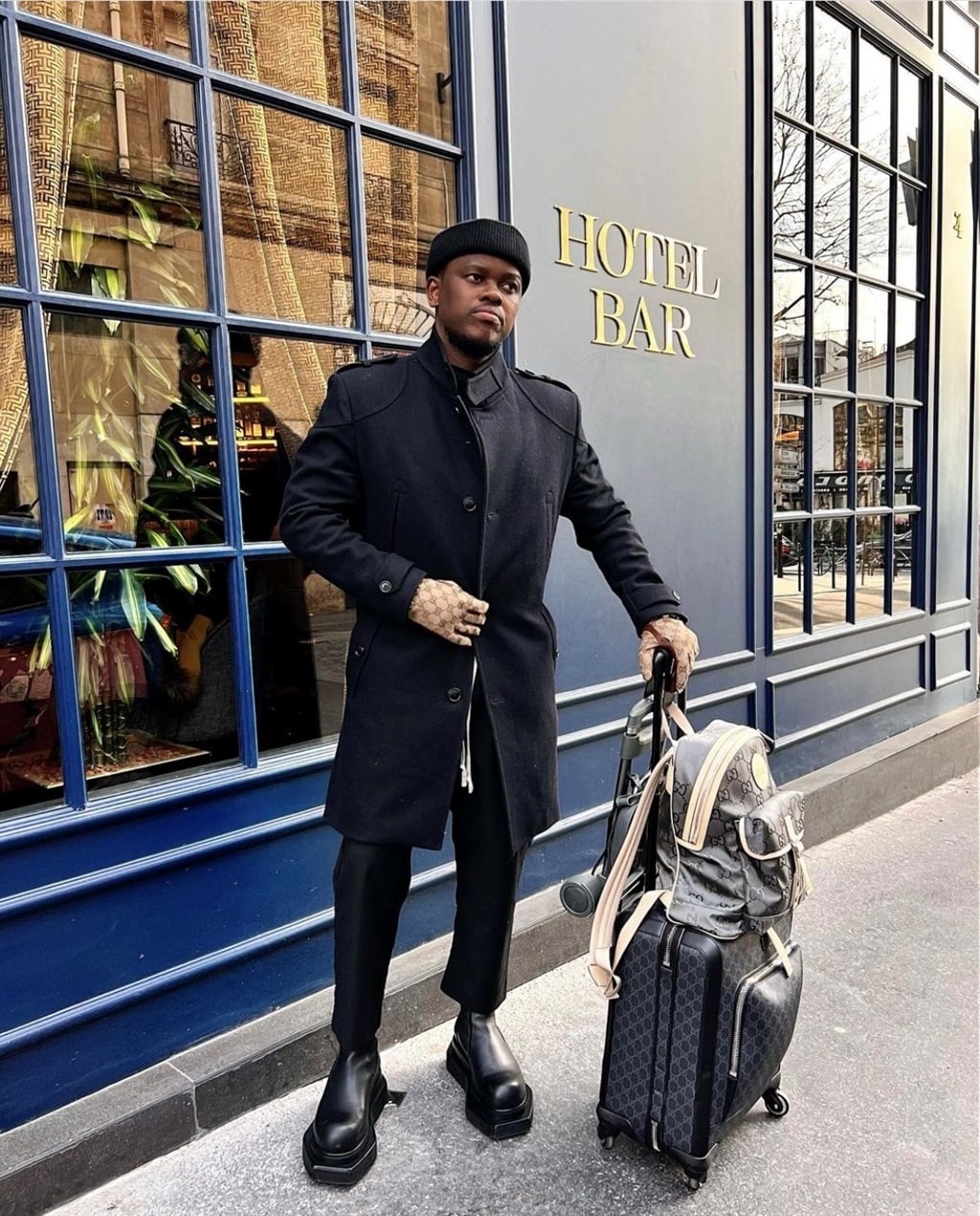 PICS | DJ Zinhle and Murdah Bongz loved up in Paris | News24