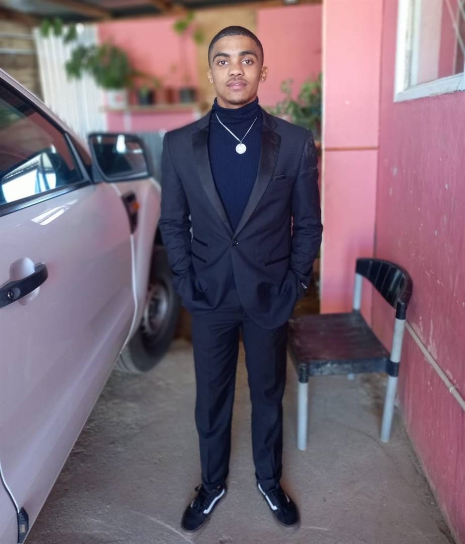 Jayden Daniels (19) van die Waveren High School in Tulbagh, is Dinsdag ...