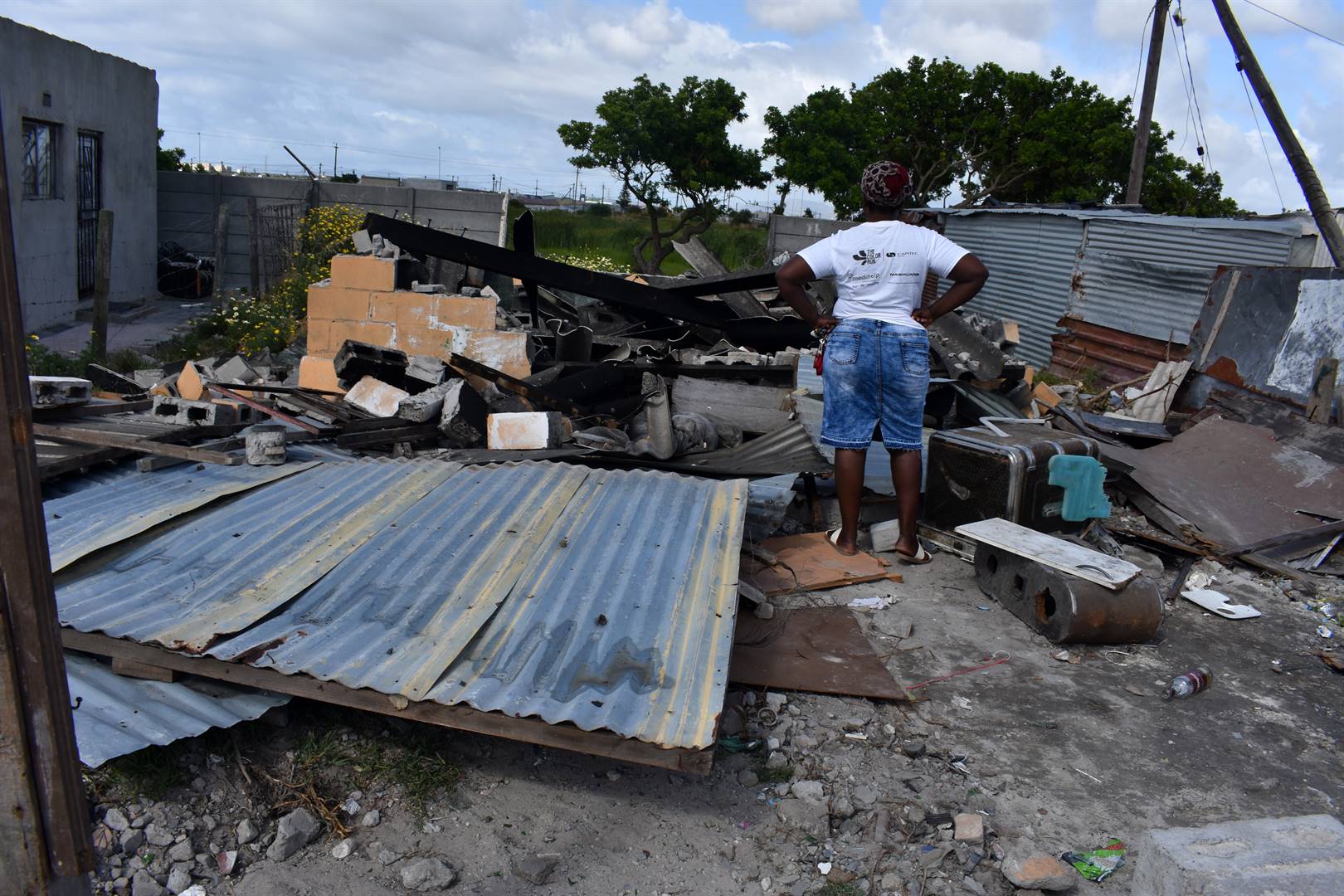 DRUG DEN DEMOLISHED! | Daily Sun