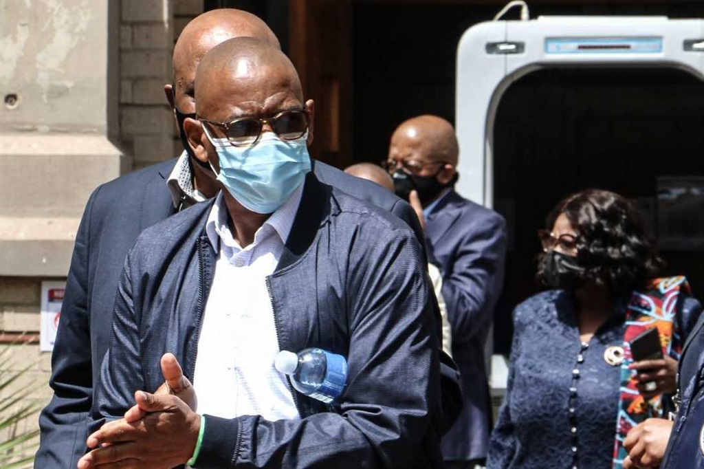 Free State asbestos case: Corruption accused Ace Magashule wants list ...