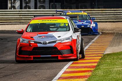 GTC Championship battles and spectators return to Zwartkops Raceway ...
