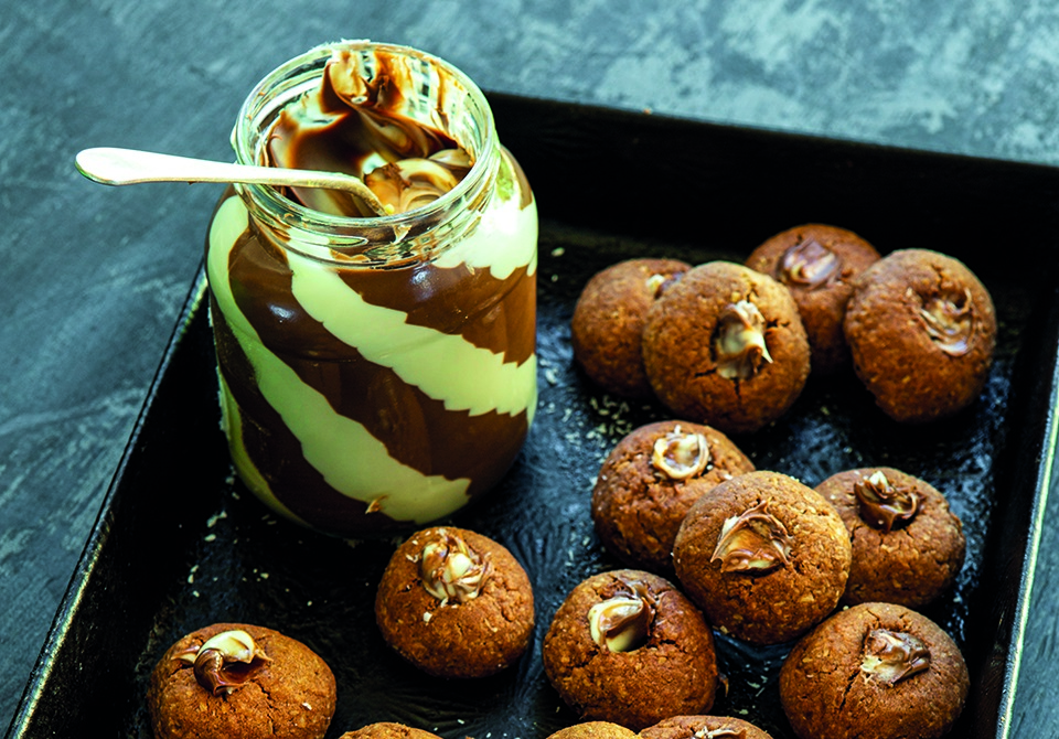 RECIPE | Chocolate-and-coconut biscuits | News24
