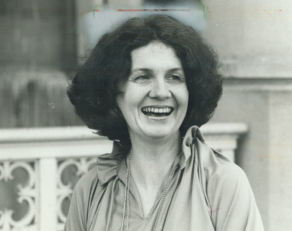 Nobel Prize-winning Alice Munro: A short story virtuoso with a touch of ...