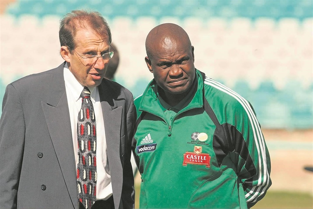 Stanley Tshabalala: Sokkerwêreld eer ‘Screamer’ wat ná rooftog beswyk ...