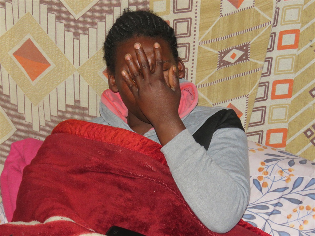 Mum 'dumps' kids for umjolo and booze! | Daily Sun
