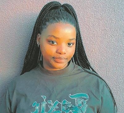 Teen survivor of tragic fire seeks hero who saved her life | News24