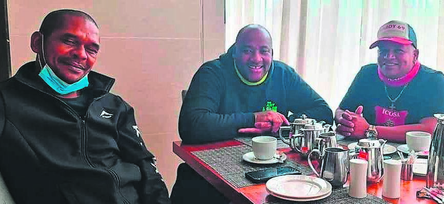 Fadiel tel op vir die PA se Gayton | Son
