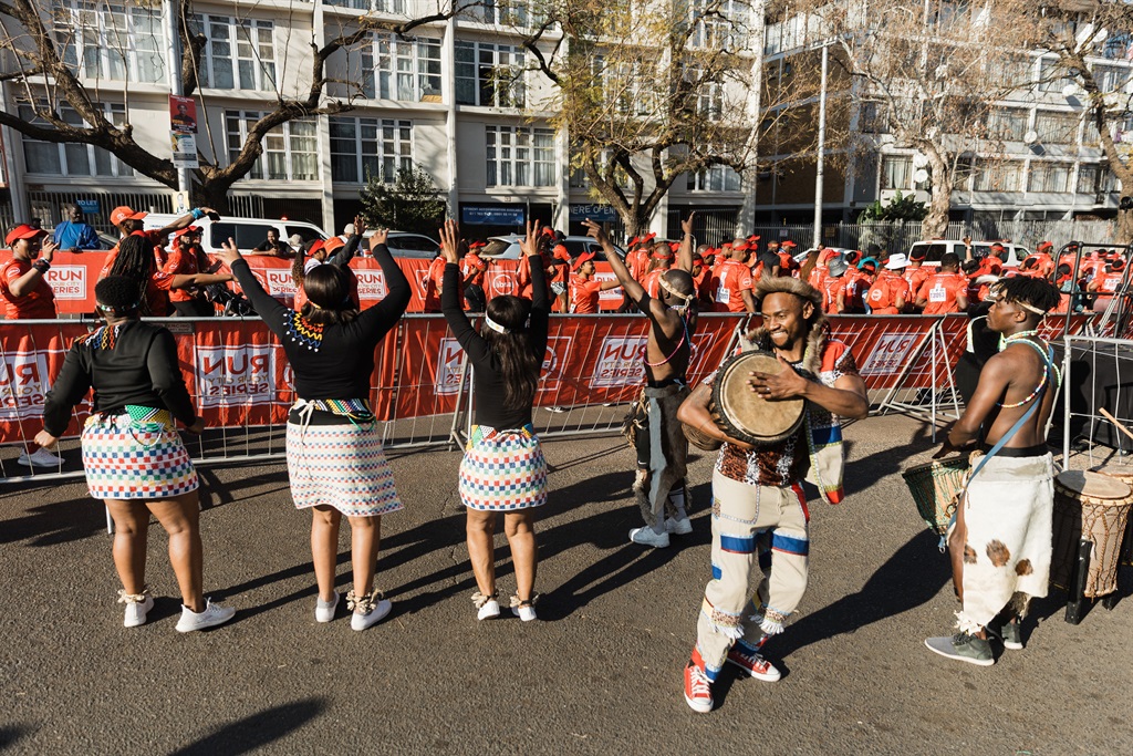 IN PICTURES | Glenrose Xaba shines at Absa Run Your City Tshwane 10k ...