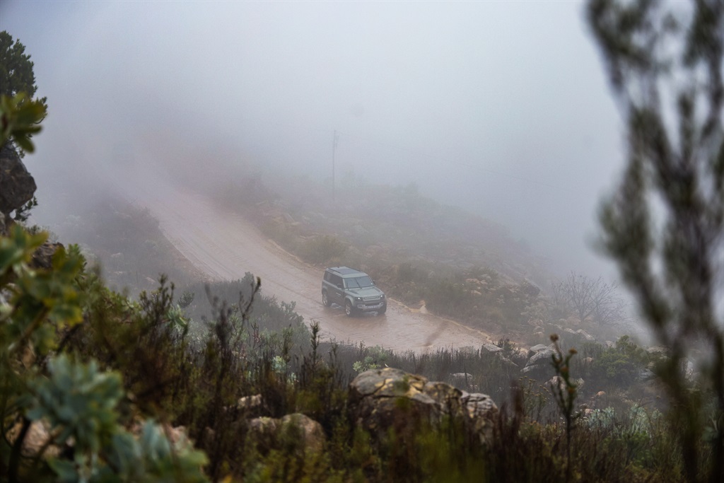 ’n Winterwegbreek deur die Sederberg met ’n splinternuwe Landie ...