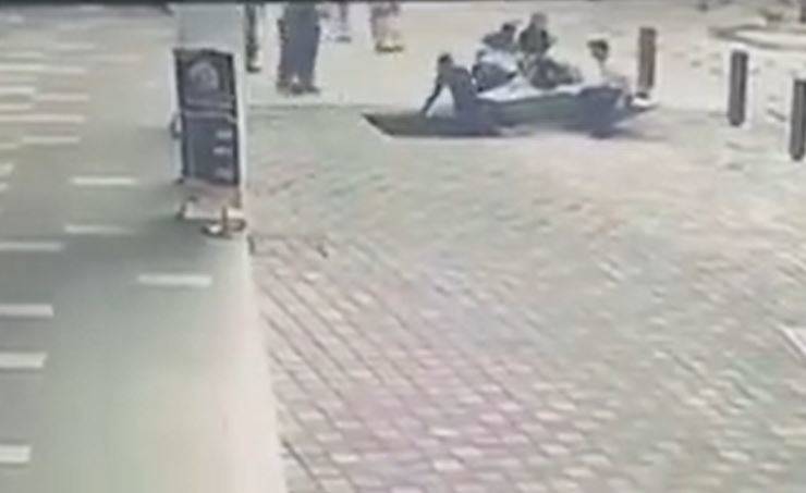 Hoop vervaag in soektog na vrou wat deur sinkgat ingesluk is | Netwerk24