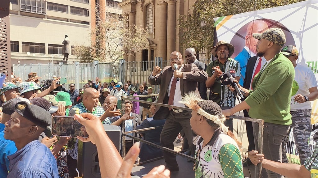 Zuma vs Ramaphosa: More drama! | Daily Sun