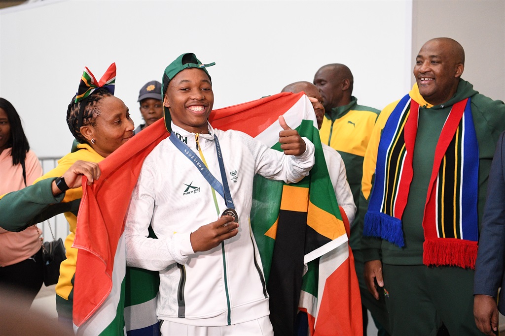 IN PICTURES | Team SA Olympic heroes get some love upon return from ...
