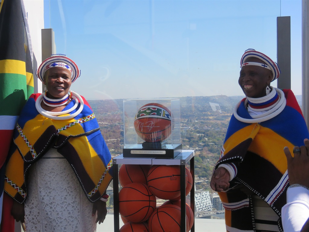 WATCH: Why kids rush into tlof tlof! | Daily Sun