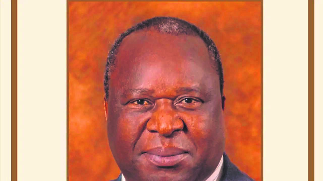 Mboweni vandag ter ruste gelê | Son