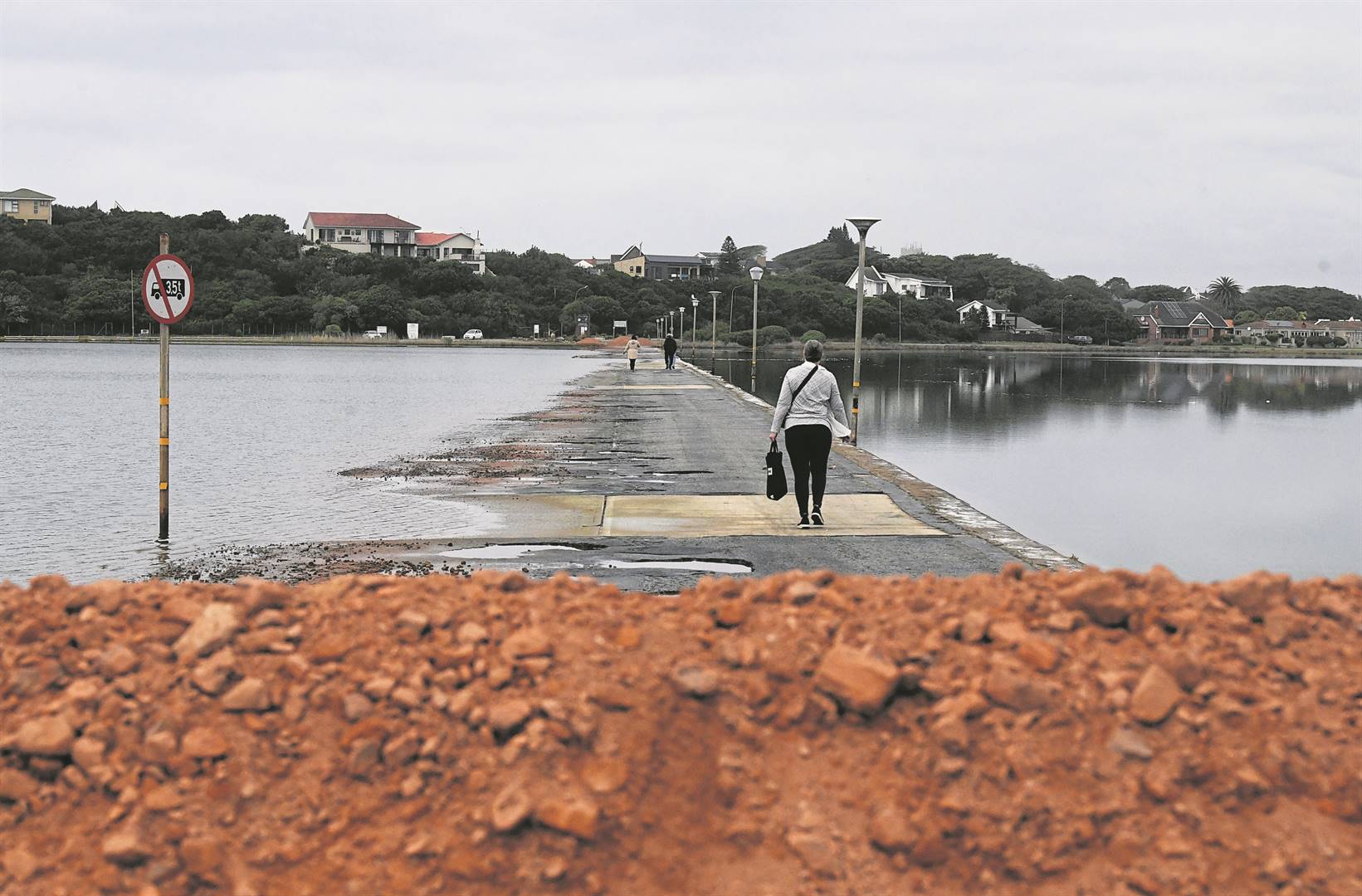 Verligting kom vir Paradysstrand | News24