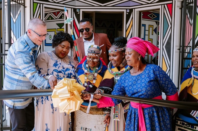 Gogo Esther Mahlangu honoured with a new home | News24