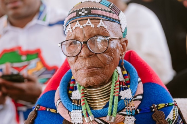Gogo Esther Mahlangu honoured with a new home | News24