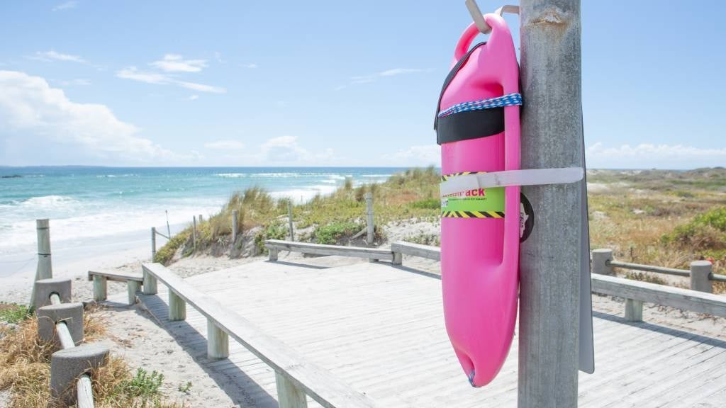 Man drowns at Table View beach, another missing while swimming along ...