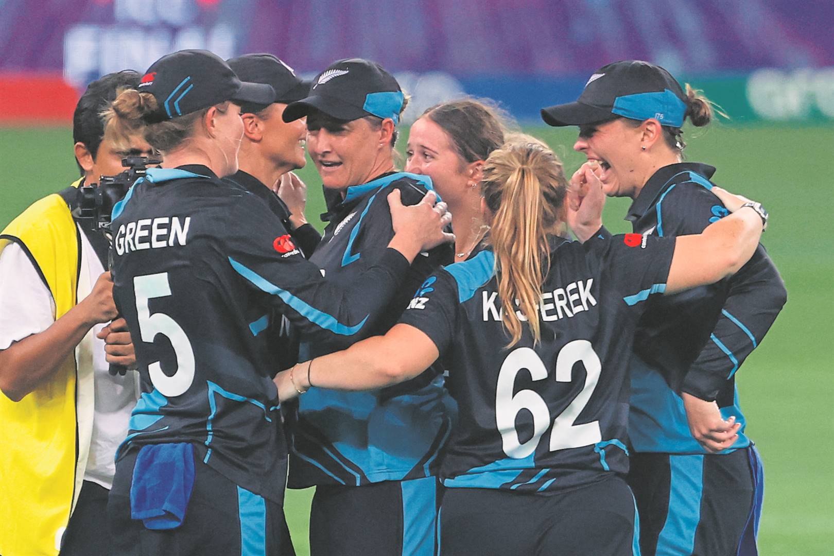 Protea-vroue val vas in final | Son