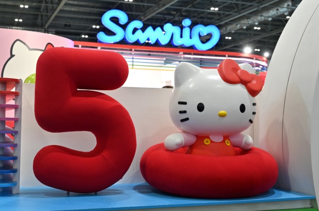 Happy birthday, Hello Kitty! The big-bucks global phenomenon turns 50 ...