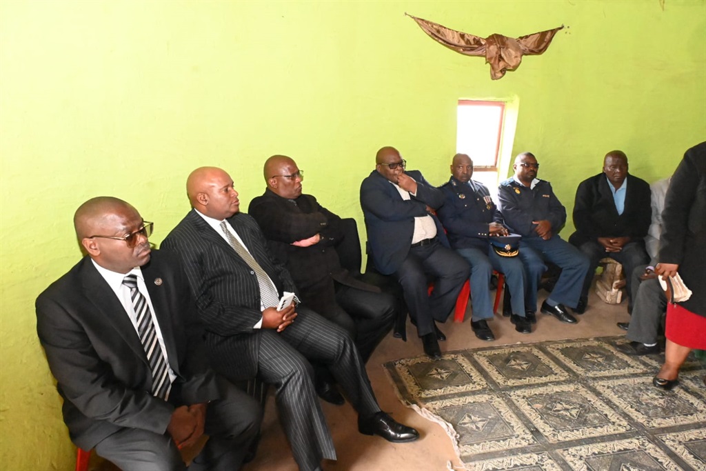 Police arrest 2 men in connection with Eastern Cape shooting that ...