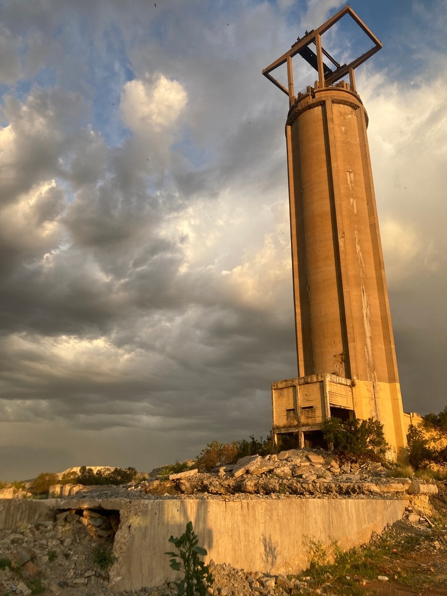 Stilfontein's dangerous and desperate illegal mining industry | News24