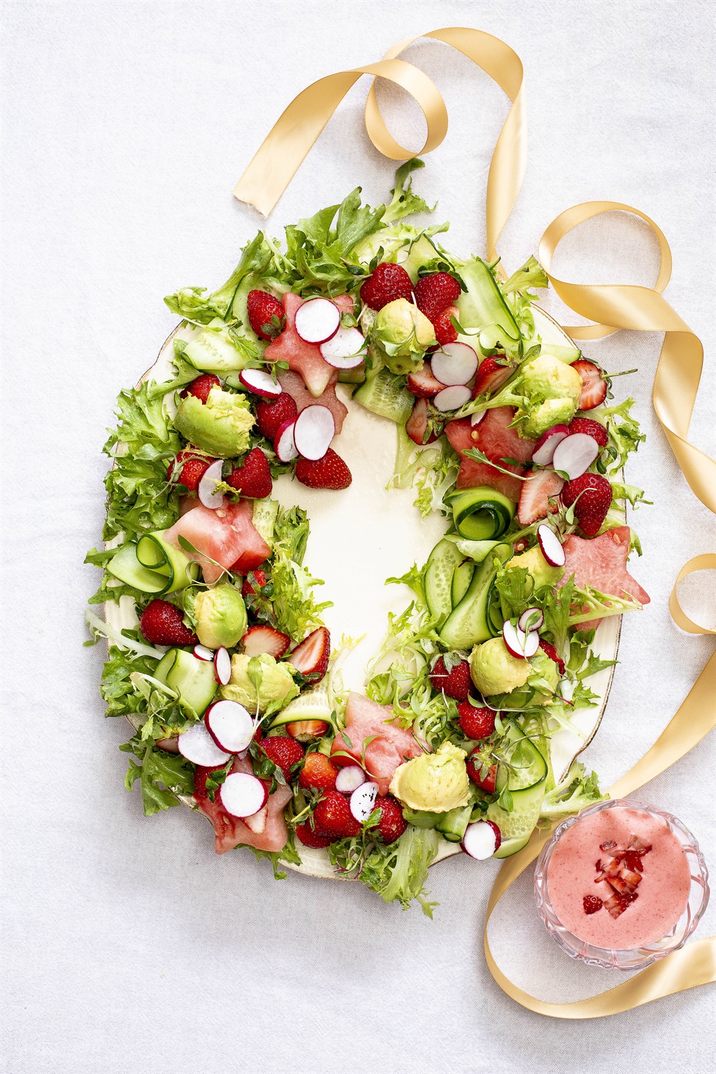 Vars tuinslaai met aarbei-vinaigrette | Netwerk24