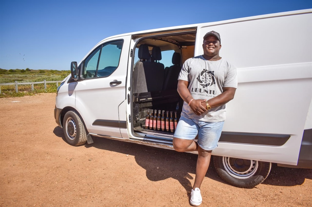 This man quit his job, took out a loan, and drove 9 000km to chase his ...