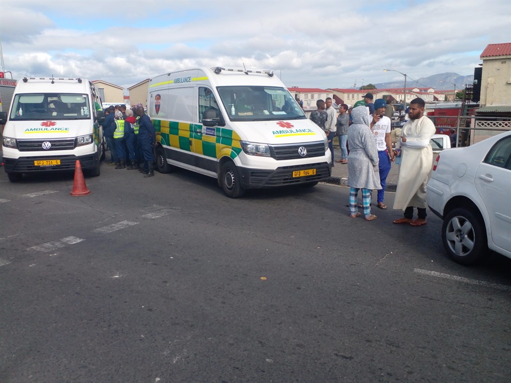Tsotsis ambush paramedics | Daily Sun