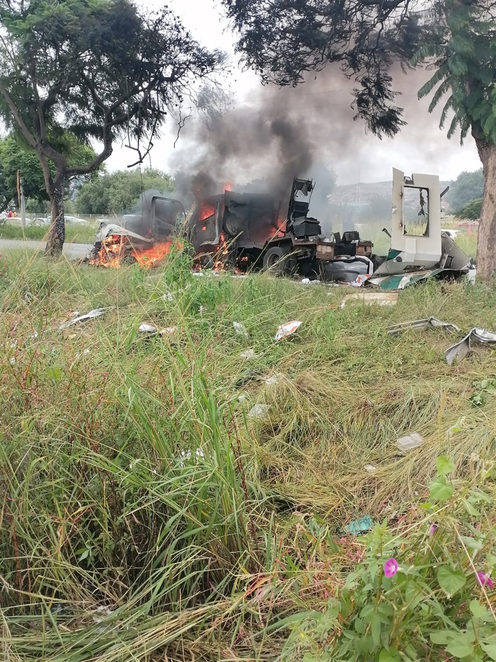 Heavily armed tsotsis hit cash van! | Daily Sun