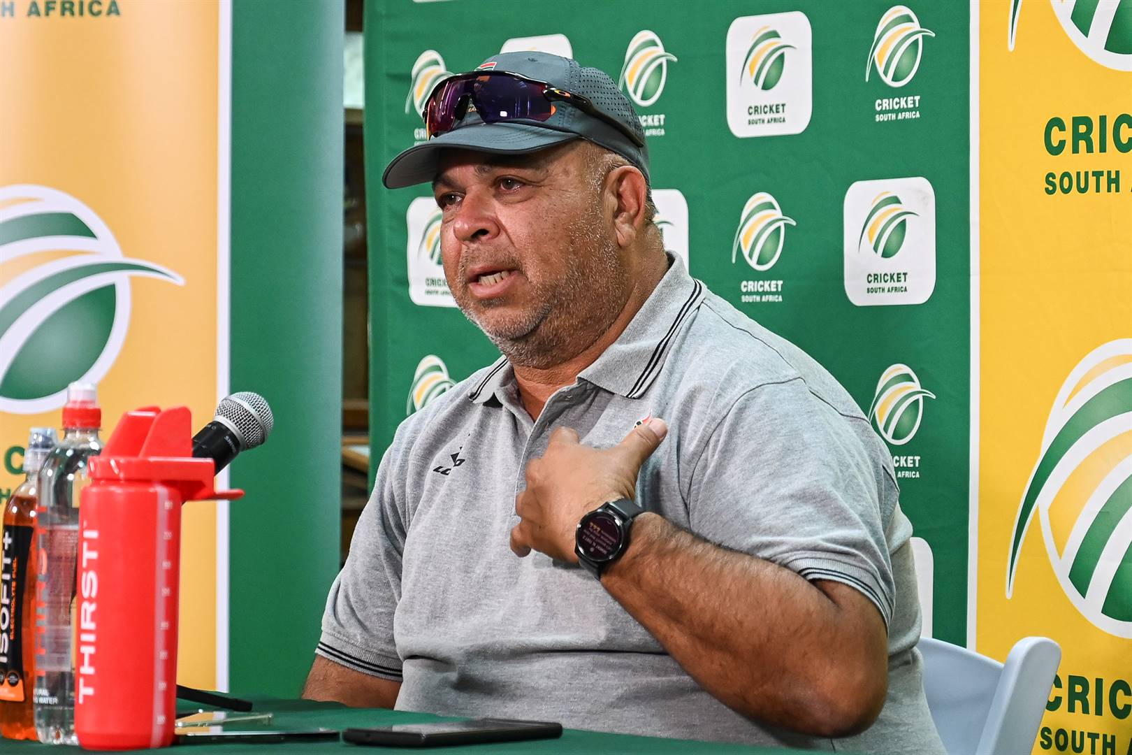 Conrad as Afrigter van die Jaar vereer, Markram vir sy kolfwerk | Netwerk24